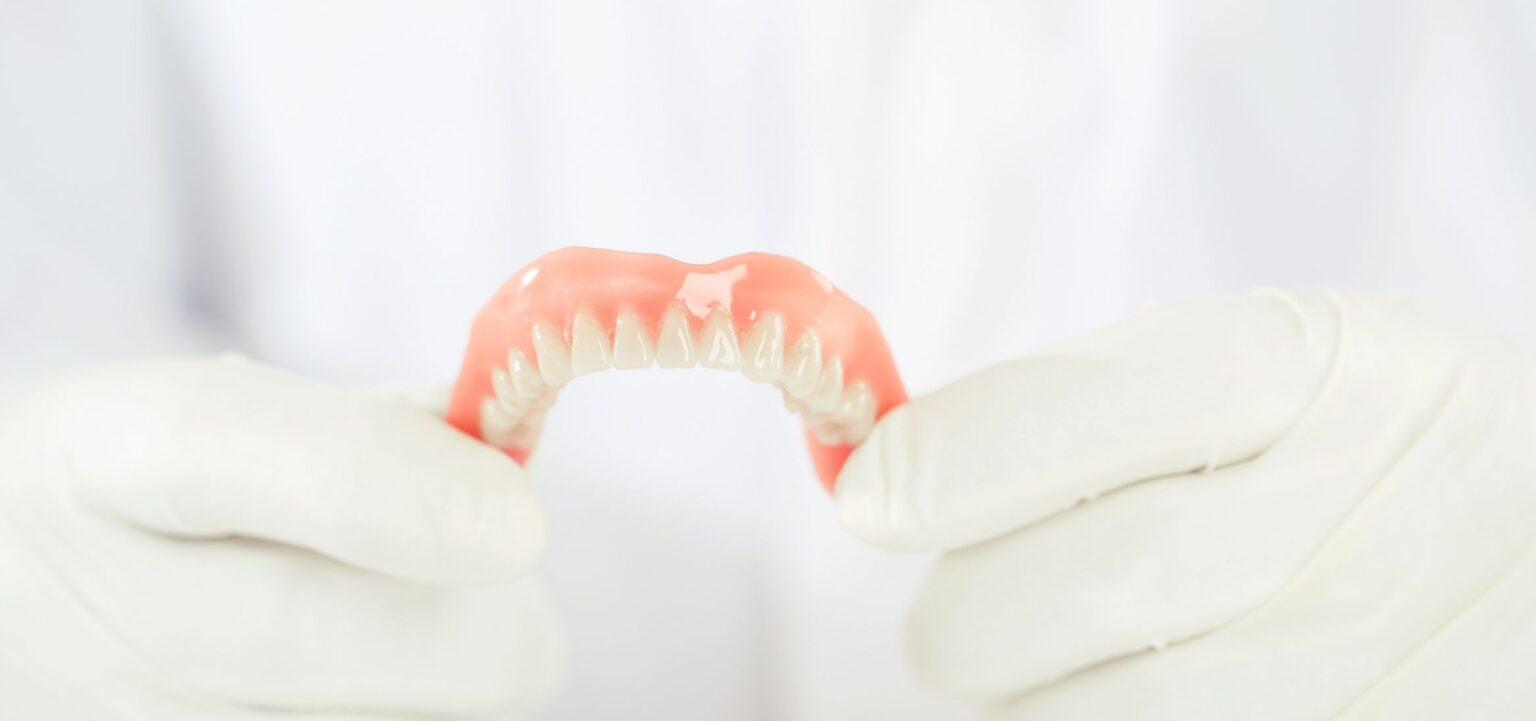 Denture Stabilization | Smile Dental Implant Center